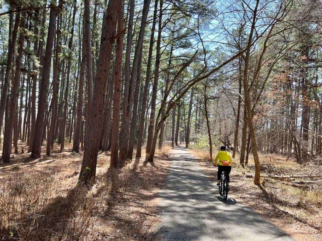 Best Things To Do at Sequoyah State Park - The Happiness Function