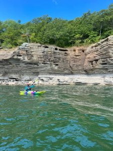 How to Hike the Burnt Cabin Cliff Trail at Lake Tenkiller - The ...