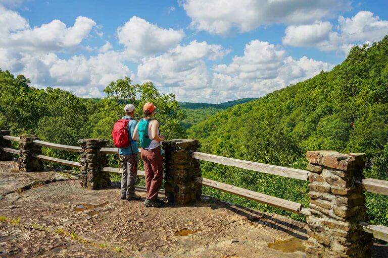 How to Hike Pedestal Rocks and Kings Bluff in Arkansas - The Happiness Function
