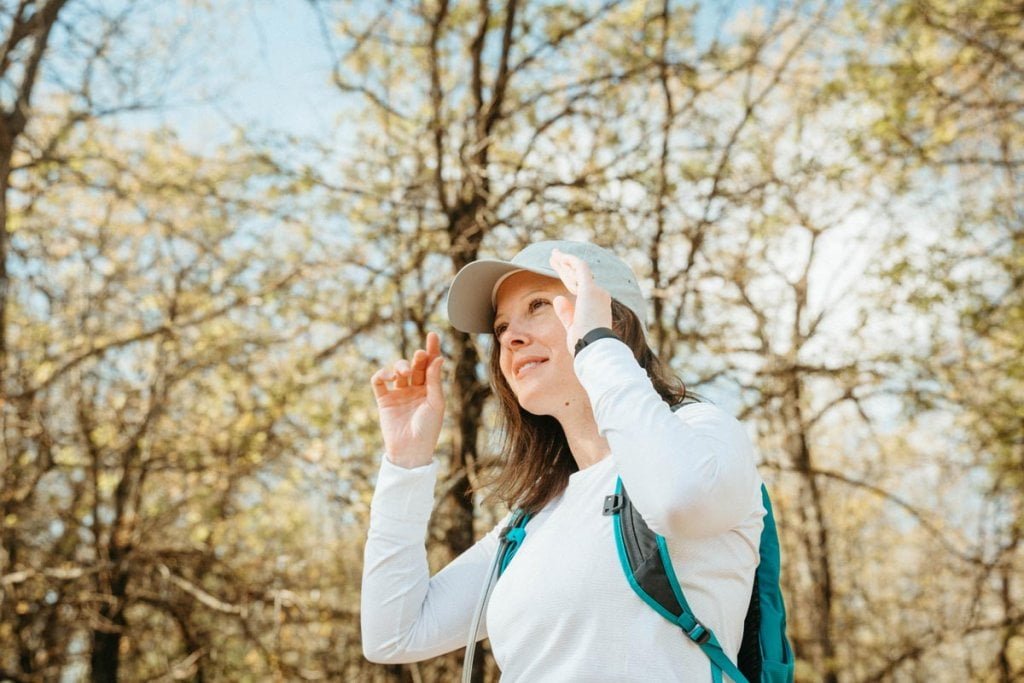 What to Wear Hiking: Perfect Spring Hiking Outfit Ideas for Women - The ...