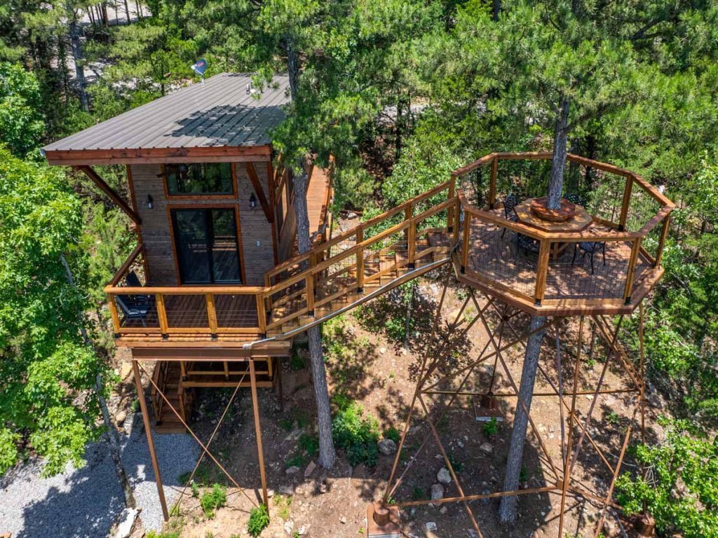 10 Incredible Airbnb Treehouse Rentals in the U.S. - The Happiness Function