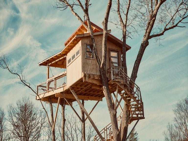 10 Incredible Airbnb Treehouse Rentals in the U.S. - The Happiness Function