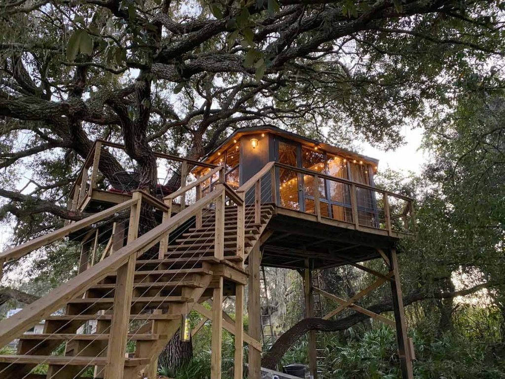 10 Incredible Airbnb Treehouse Rentals in the U.S. - The Happiness Function