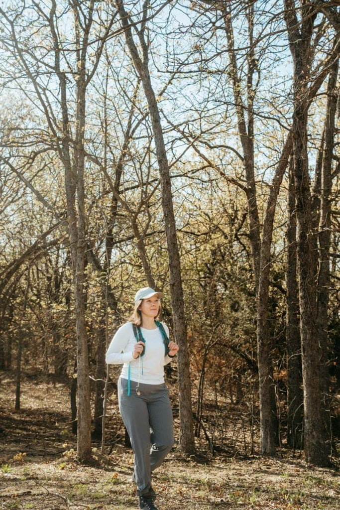 What to Wear Hiking: Perfect Spring Hiking Outfit Ideas for Women - The ...
